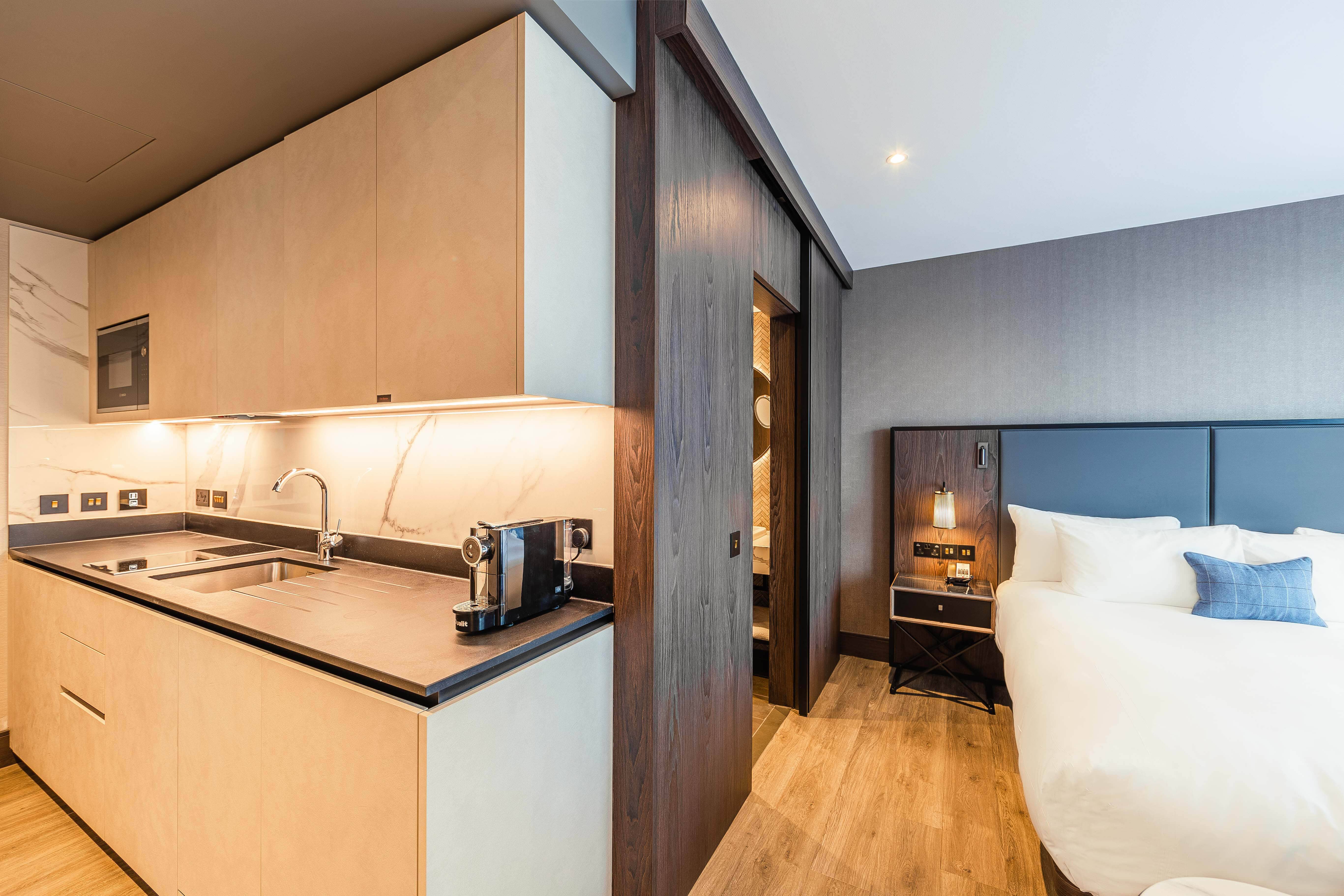 Darwin Studio The Fellows House, Curio By Hilton | Comfy Workers